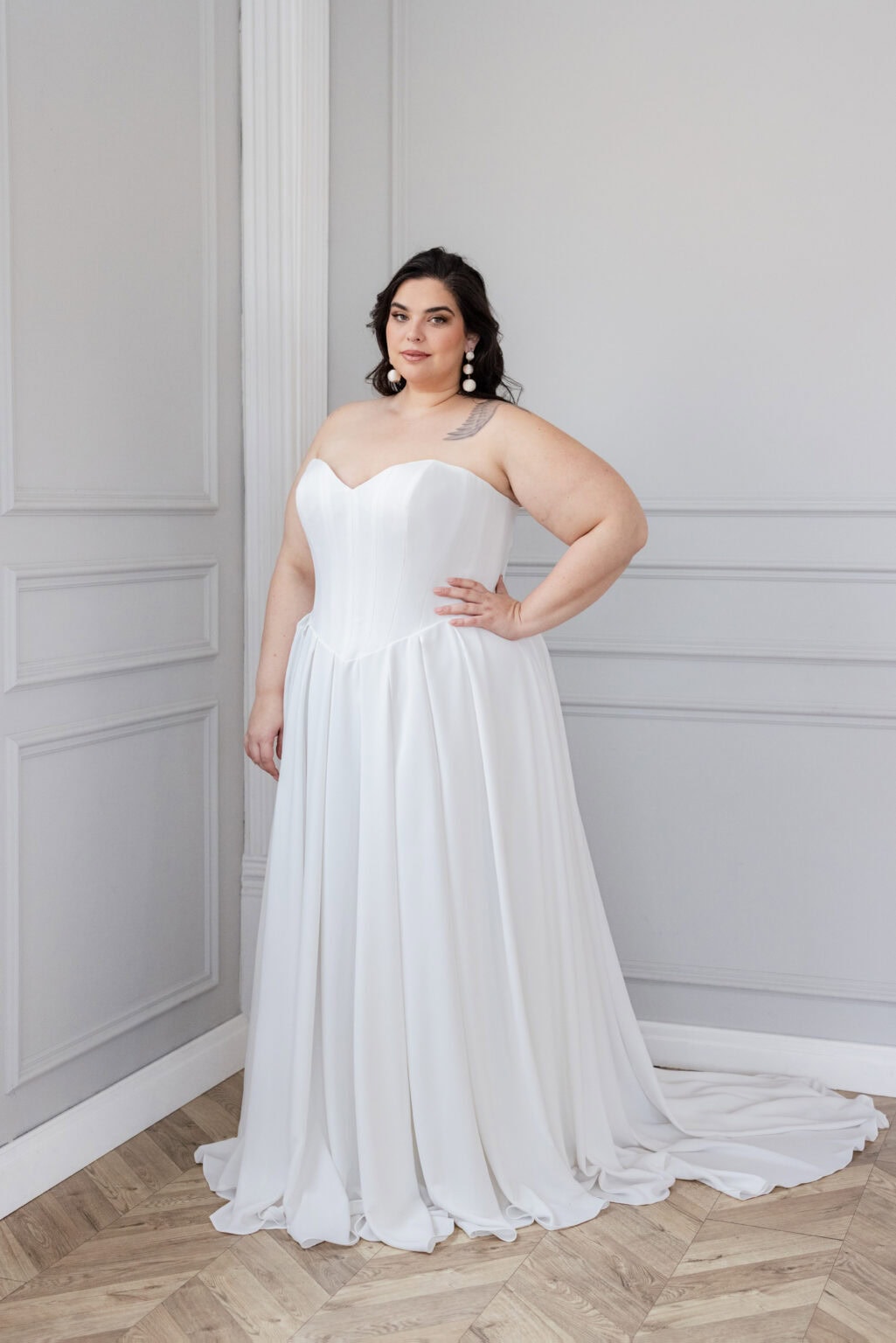 Dove Plain - Studio Levana – Plus Size Wedding Dresses with Built-In ...